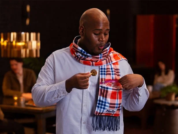 Where To Buy Hefty's Snack Scarf | Food Network