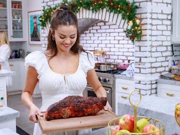 Selena + Chef: Home for the Holidays | Food Network