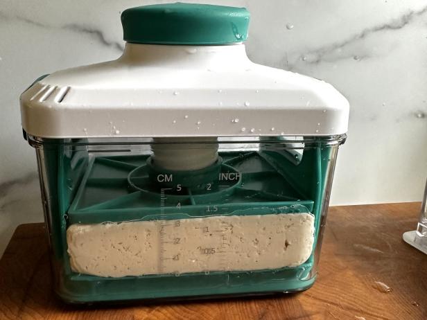4 Best Tofu Presses 2024 Reviewed | Shopping | Food Network