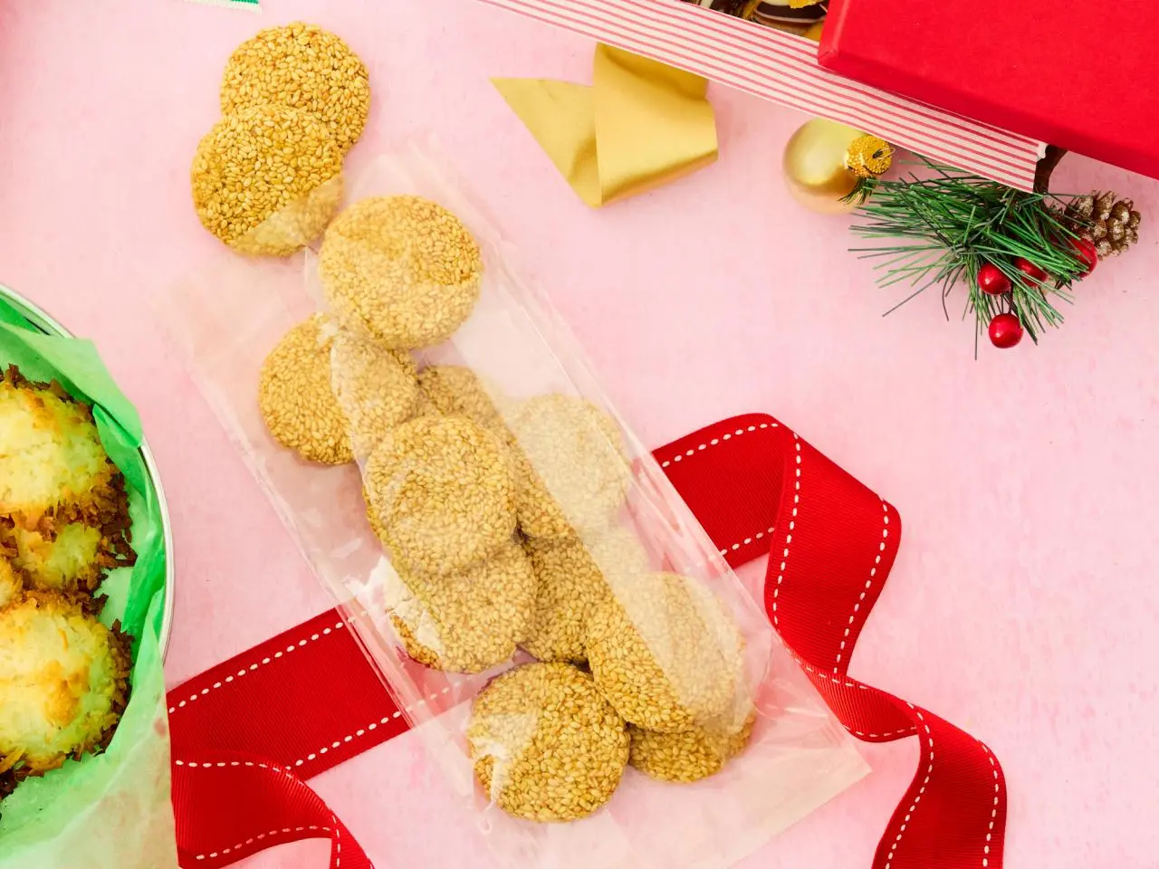 Sesame Candy Logs