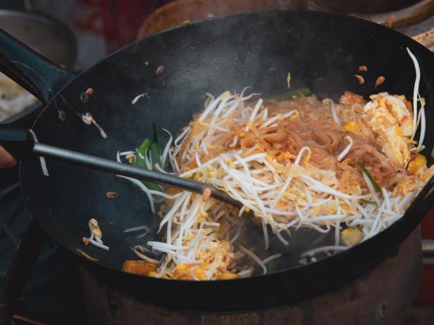 How to Season a Wok | Food Network | Recipes, Dinners and Easy Meal ...