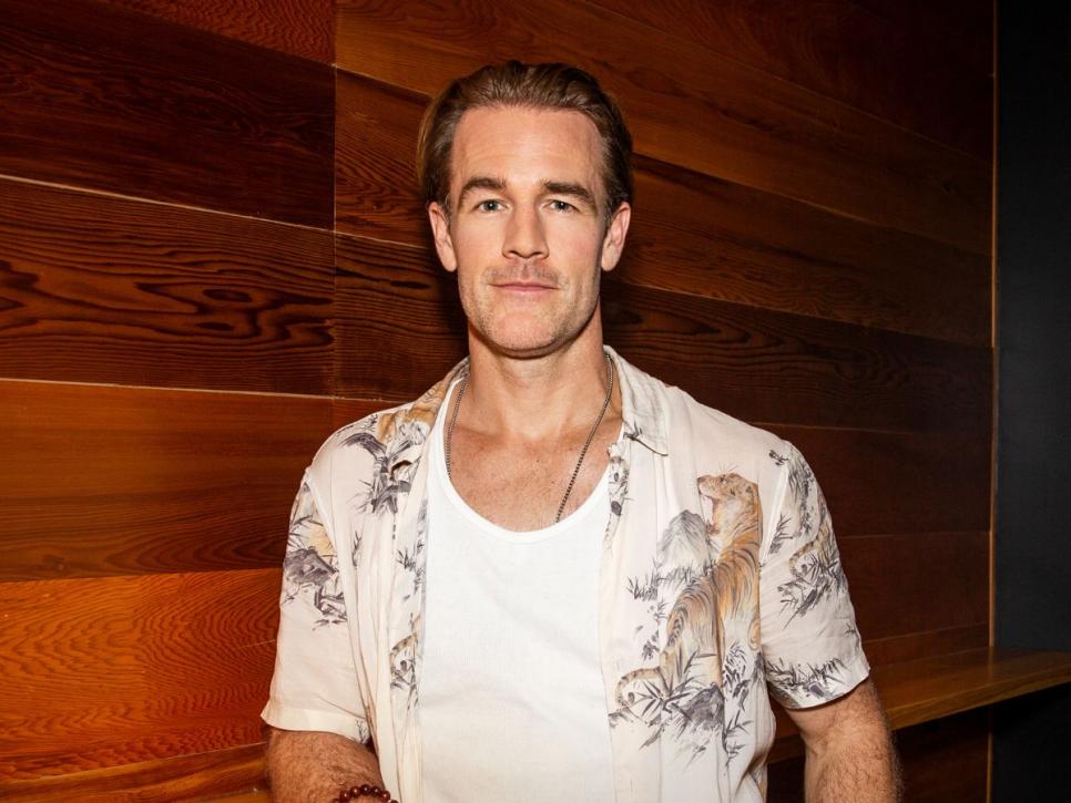 Meet the Celebrity Guests on Fast Foodies | Fast Foodies | Food Network