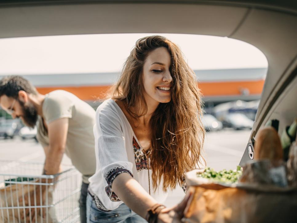 11 Grocery Shopping Mistakes That Are Costing You Money | Help Around ...