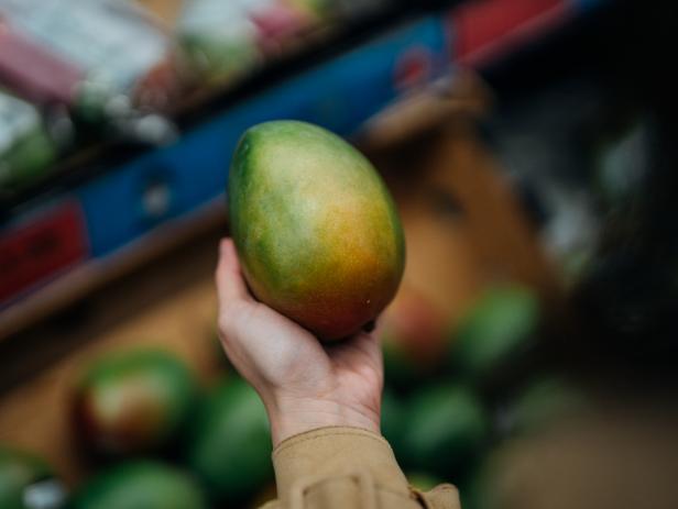 In Season: Mangoes | Everything to Know about Mangoes | Cooking School ...