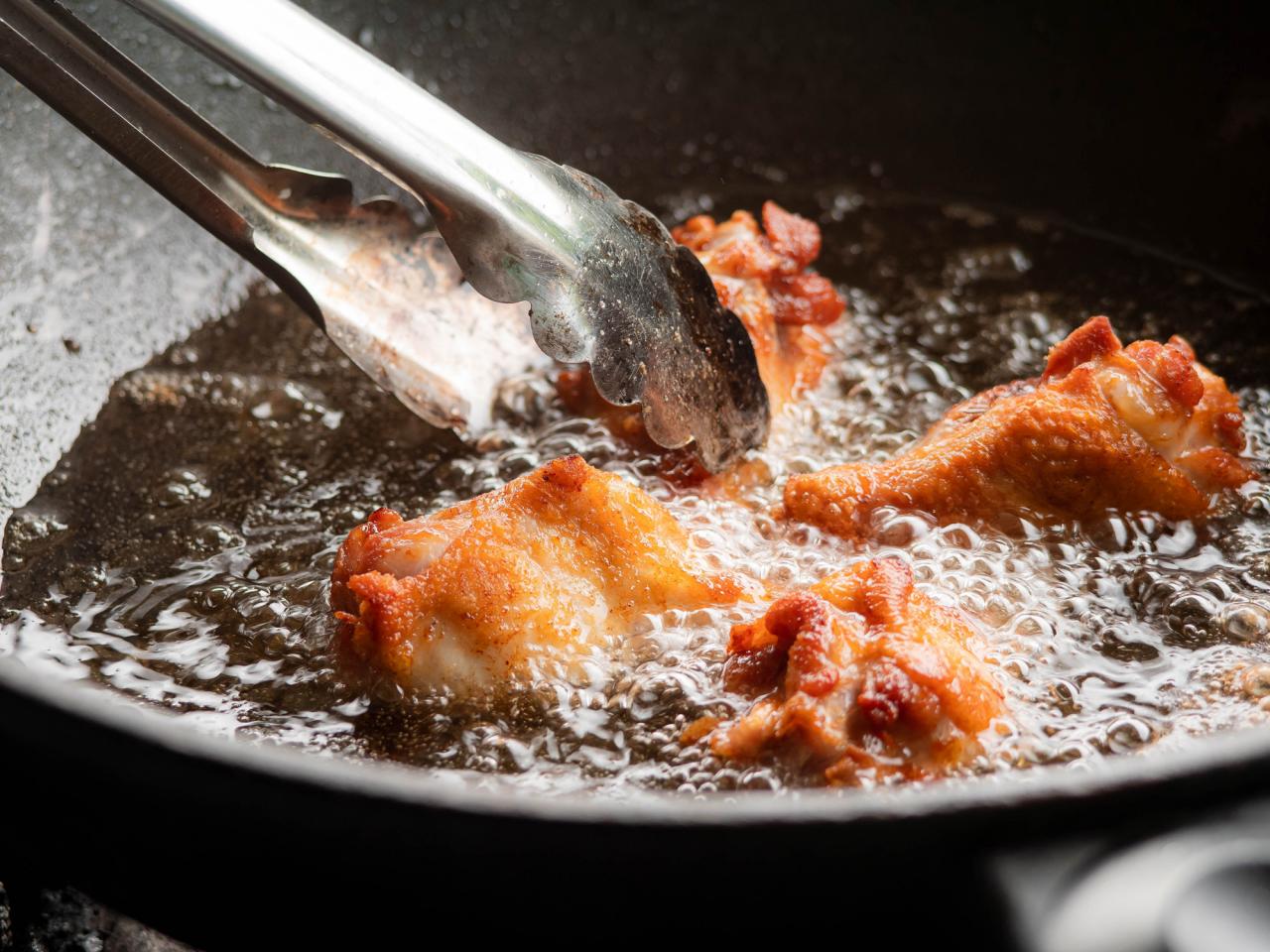 5 Best Splatter Guards, According to a Professional Chef | Shopping ...