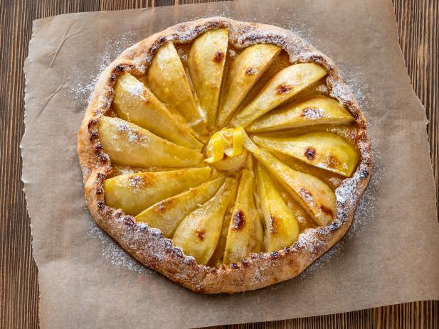 In Season: Pears | Everything to Know about Pears | Cooking School ...