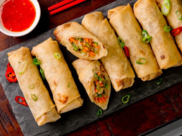 Egg Roll vs Spring Roll: What’s the Difference? | Cooking School | Food ...