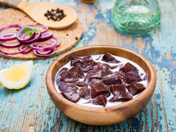 How to Cook Liver | Help Around the Kitchen : Food Network | Food Network