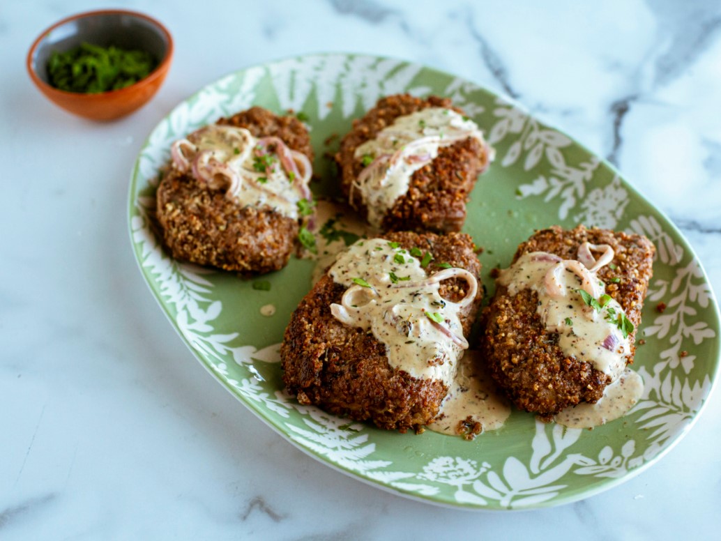 Pecan Crusted Pork Chops with Whiskey Cream Sauce Recipe - Chef's ...