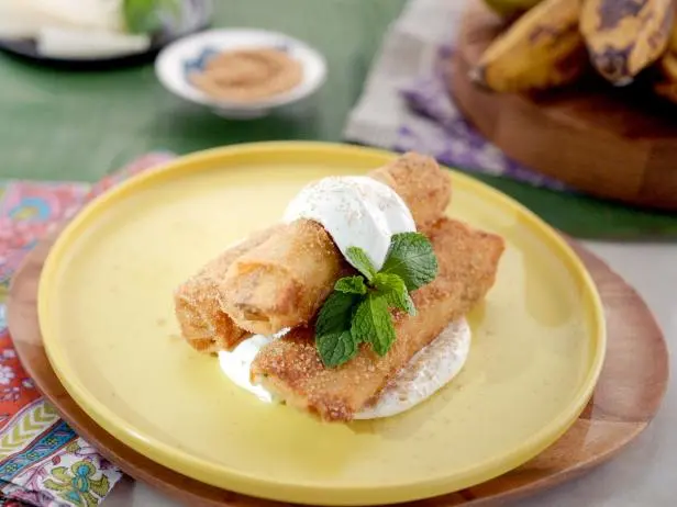 Turon (Sweetened Jackfruit and Plantain Dessert Rolls) Recipe | Food ...