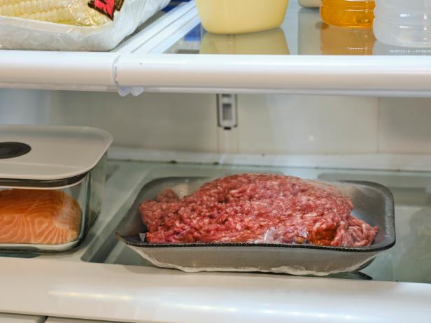 How Long Can Ground Beef Stay In the Fridge? | Cooking School | Food ...