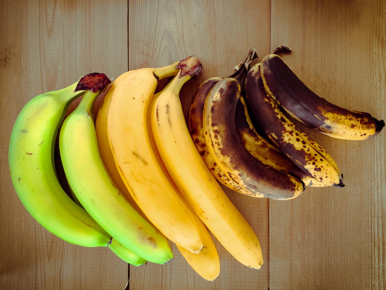 When Is a Banana Perfectly Ripe? A Debate Is Raging on Instagram | FN ...