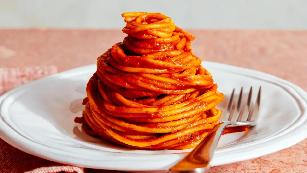 Spaghetti all’Assassina Recipe | Food Network Kitchen | Food Network