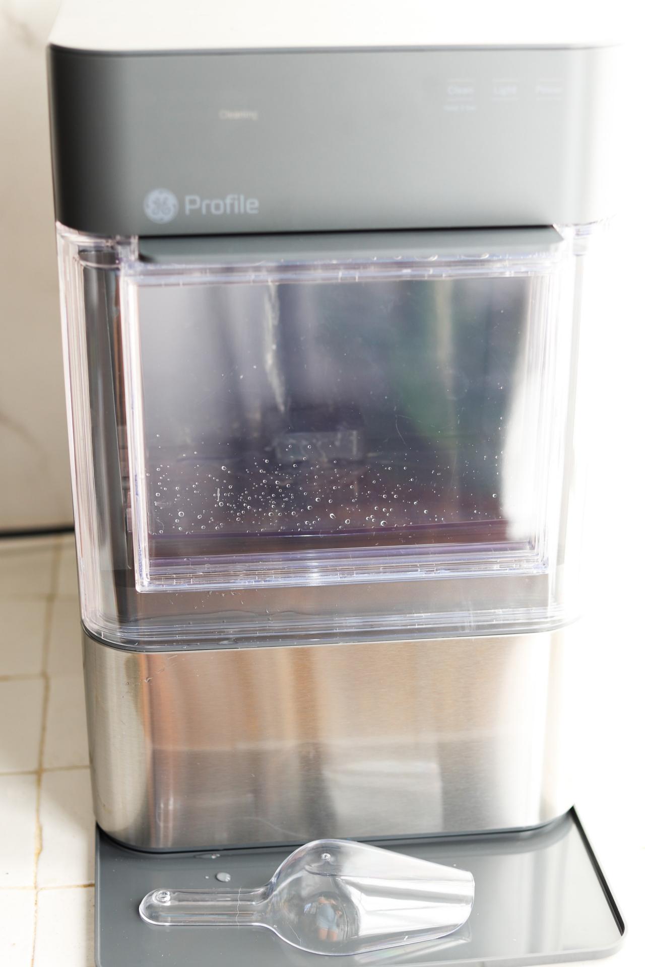 6 Best Countertop Ice Makers 2024 Reviewed | Shopping | Food Network