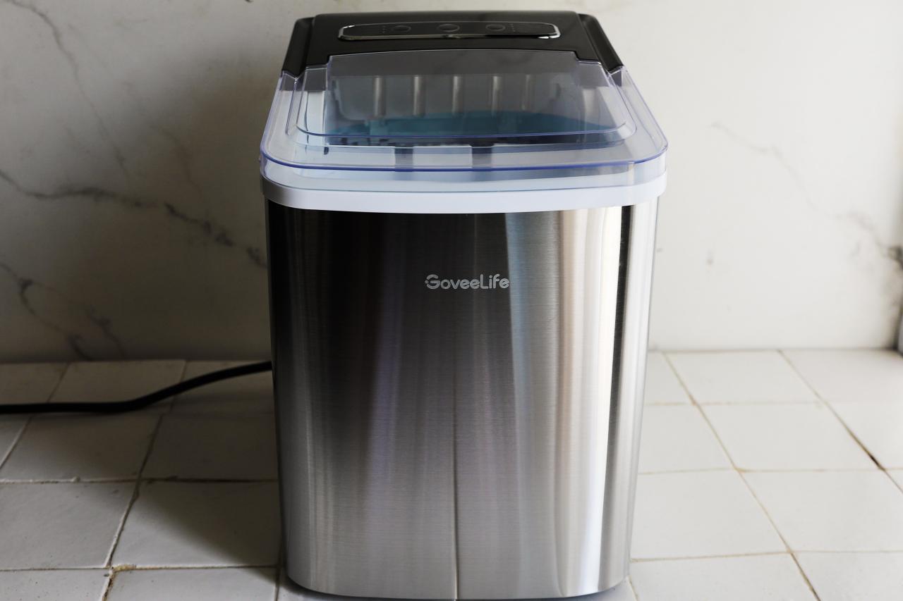 6 Best Countertop Ice Makers 2024 Reviewed | Shopping | Food Network