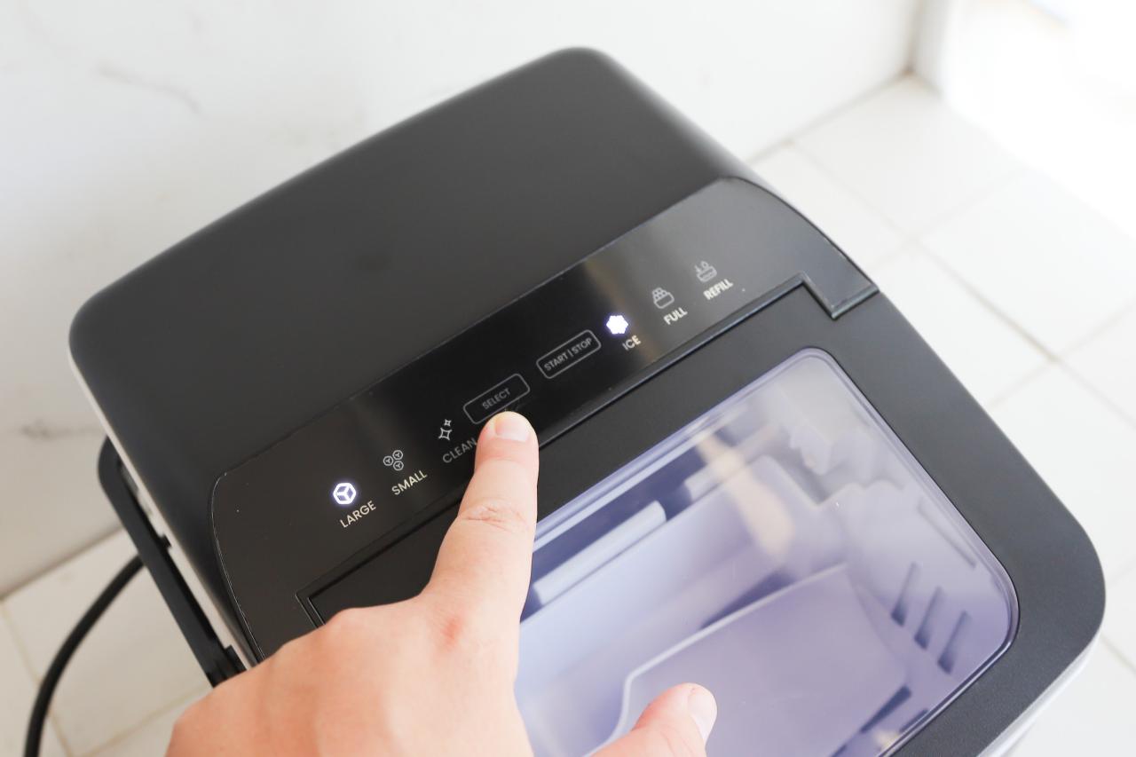 6 Best Countertop Ice Makers 2024 Reviewed | Shopping | Food Network