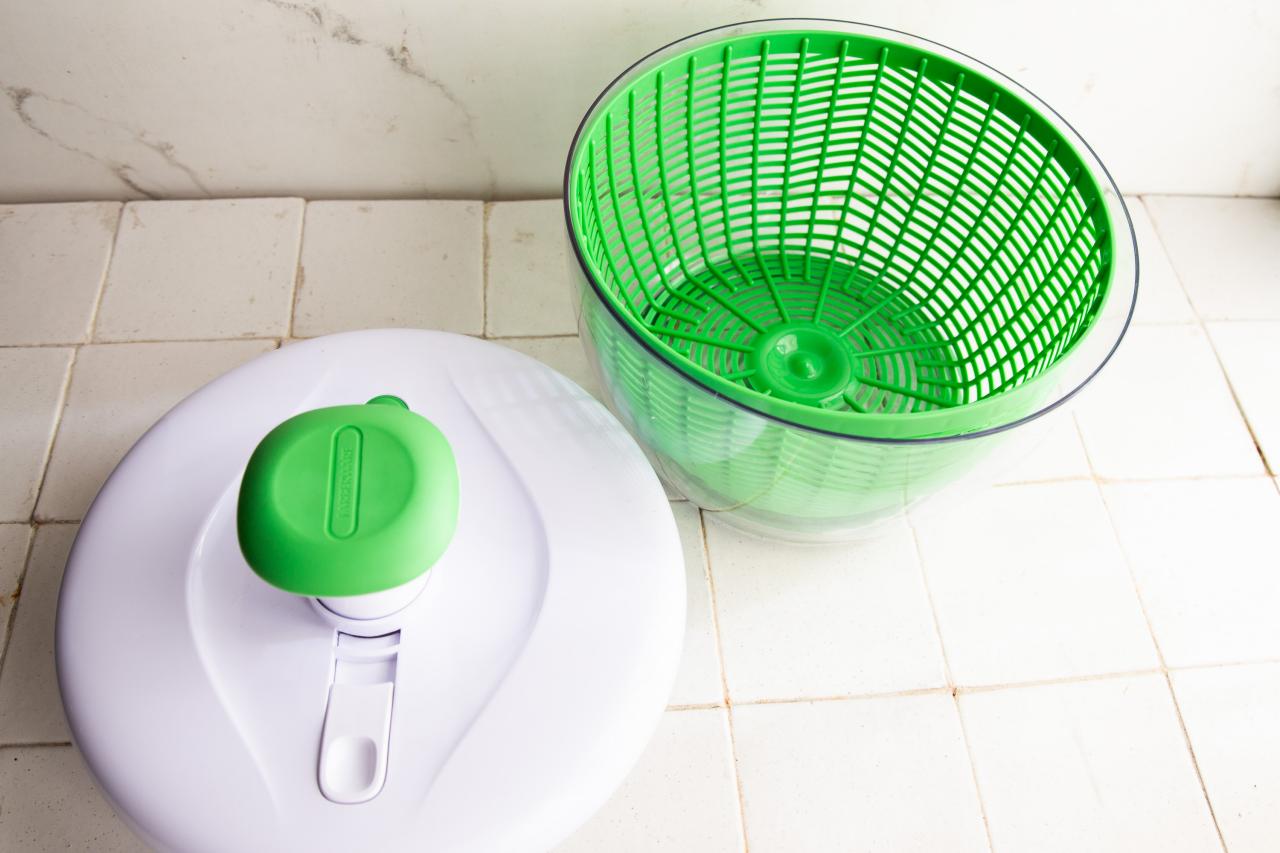 6 Best Salad Spinners 2024 Reviewed | Shopping | Food Network