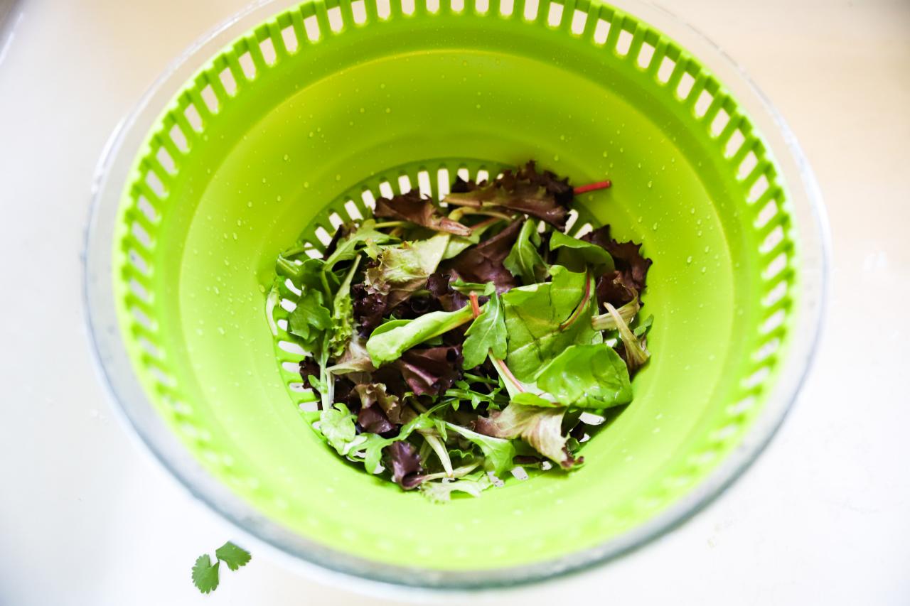 6 Best Salad Spinners 2024 Reviewed | Shopping | Food Network