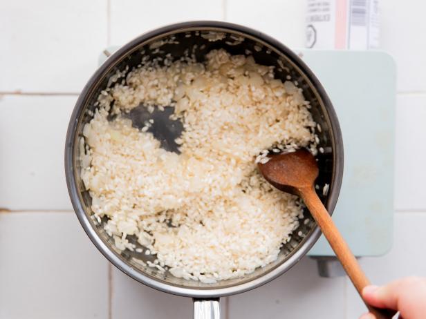 5 Best Sauciers 2024 Reviewed | Shopping | Food Network