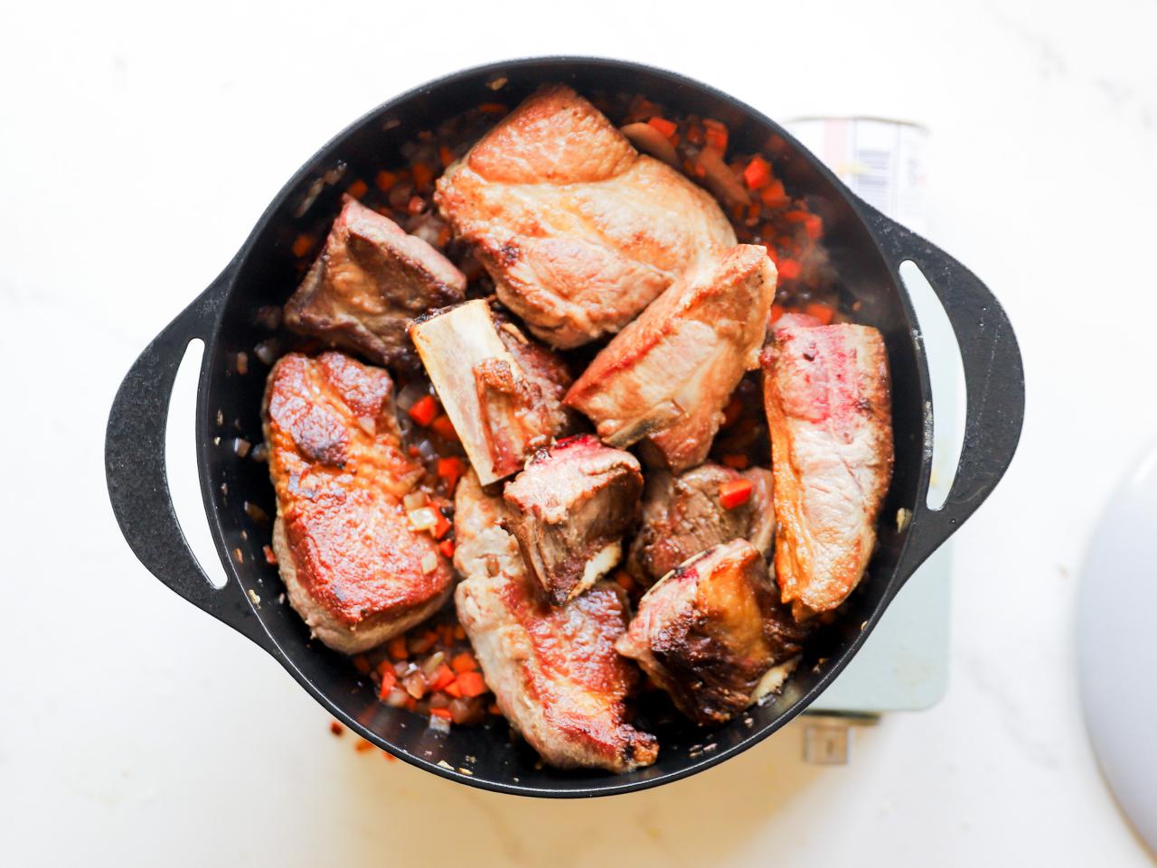 Caraway Enameled Cast-Iron Braiser Review 2024 | Shopping | Food Network