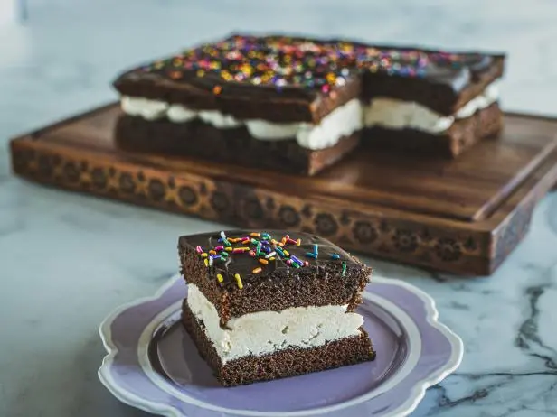 Chocolate Devil Cake Recipe | Ree Drummond | Food Network