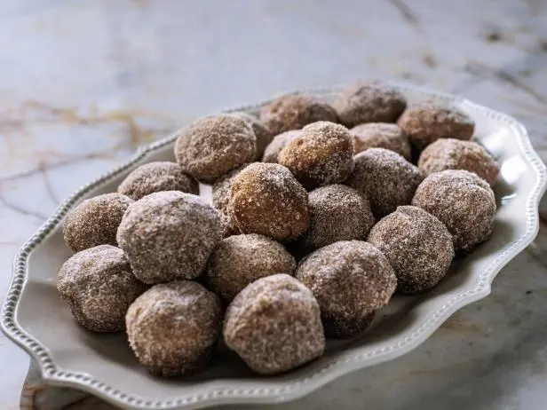 Mini French Breakfast Puffs Recipe | Ree Drummond | Food Network