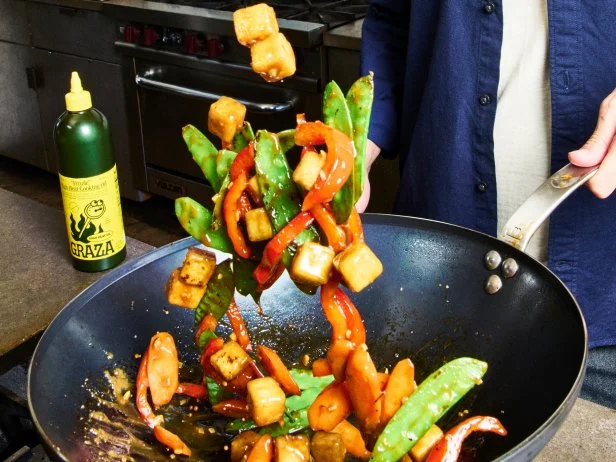 I Tried Graza's Frizzle High Heat Frying Oil | Food Network