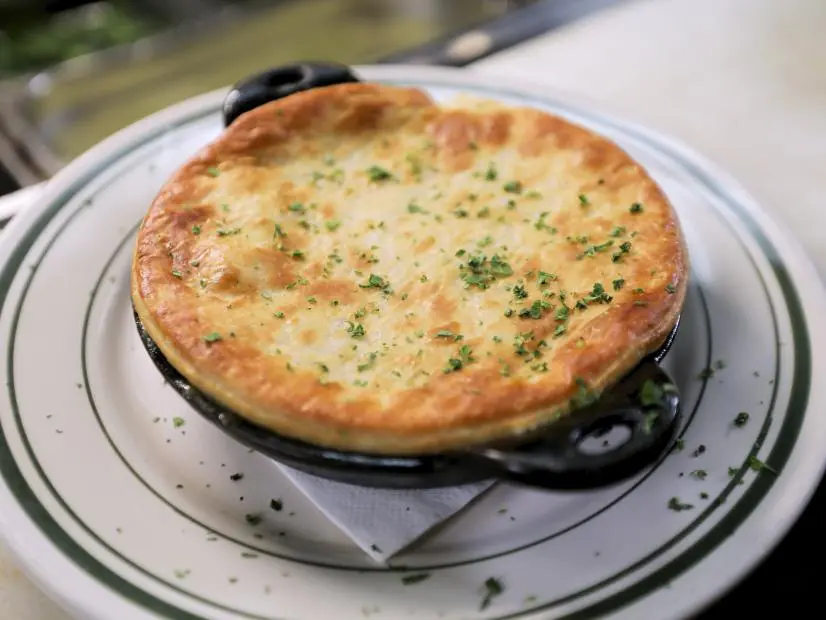 Elsie's Poulet Pot Pie Recipe | Food Network