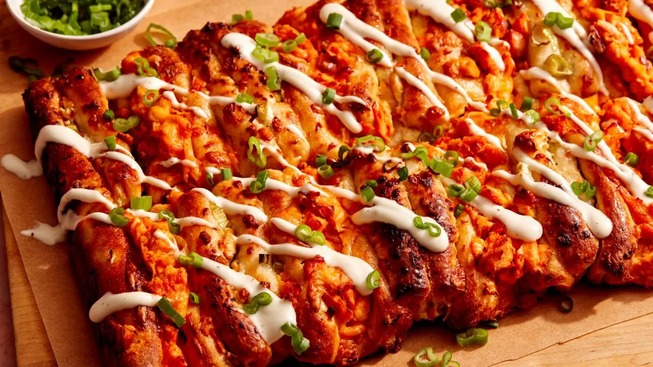 Buffalo Chicken and Blue Cheese Scrunch Bread Recipe | Food Network ...
