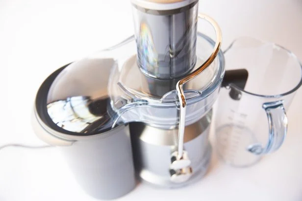 Breville Juice Fountain Cold Juicer Review 2025 | Food Network