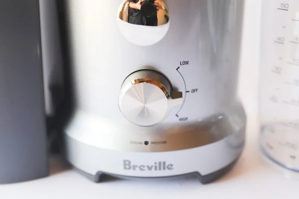Breville Juice Fountain Cold Juicer Review 2025 | Food Network