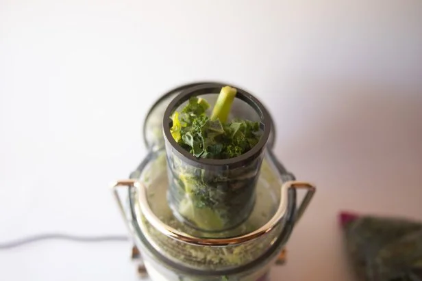 Breville Juice Fountain Cold Juicer Review 2025 | Food Network