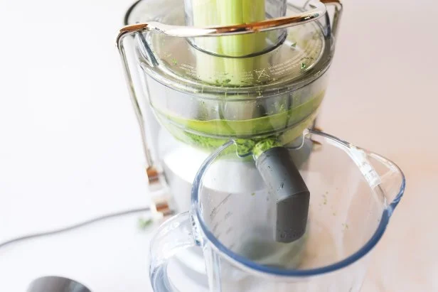 Breville Juice Fountain Cold Juicer Review 2025 | Food Network