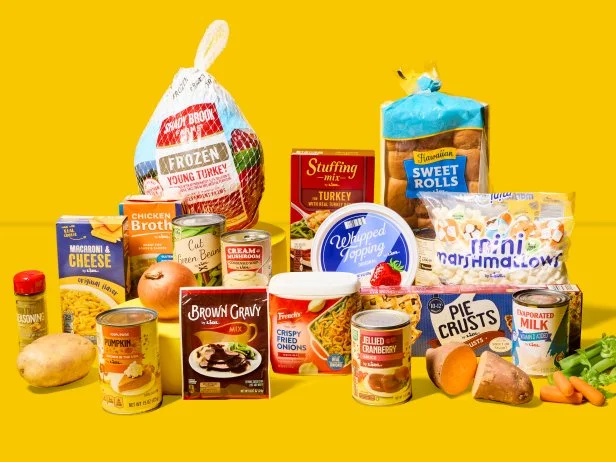 This Grocery Chain Just Announced the Best Thanksgiving Meal Deal of ...