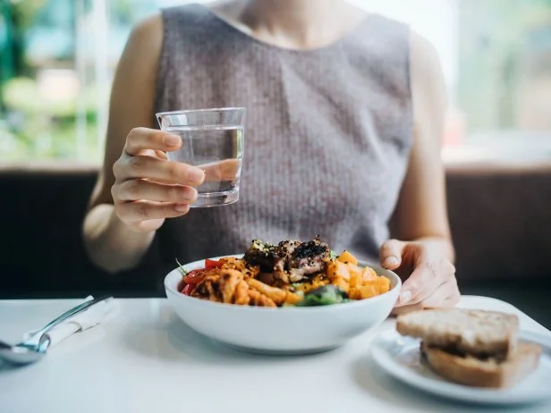 5 Eating Habits That May Be Causing You Leg Pain | Food Network