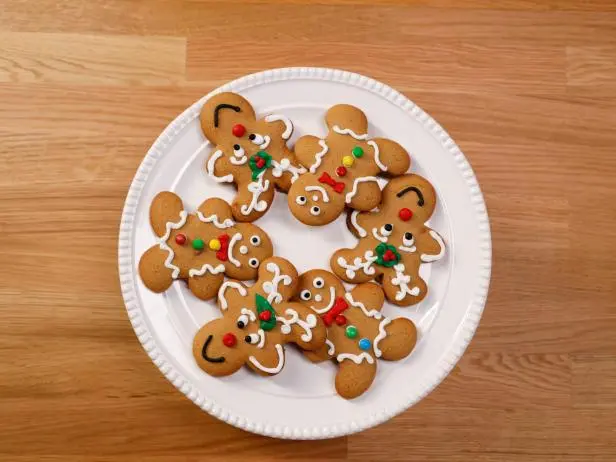 how to make gingerbread cookies food network