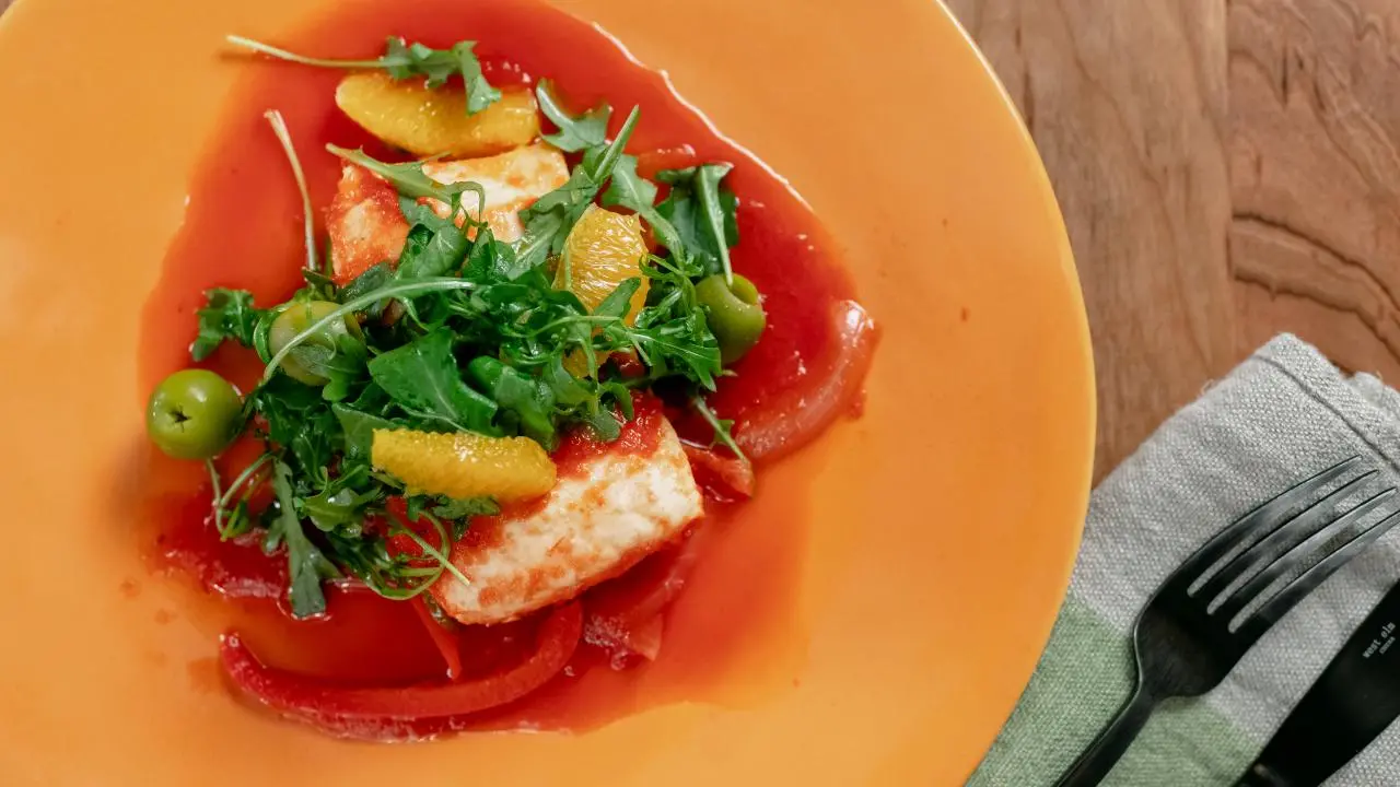 how to cook poached halibut
