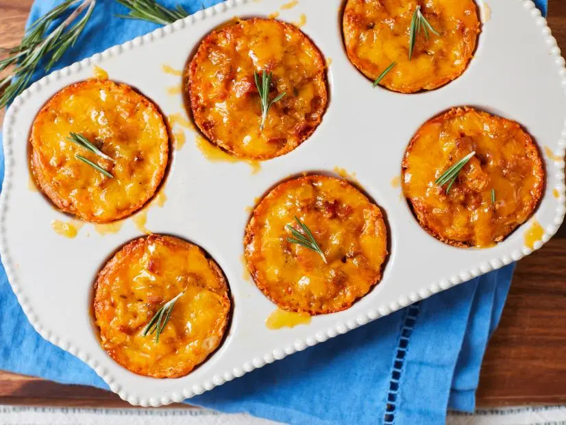 Apple, Ham and Cheddar Biscuit Cups Recipe | Bev Weidner | Food Network