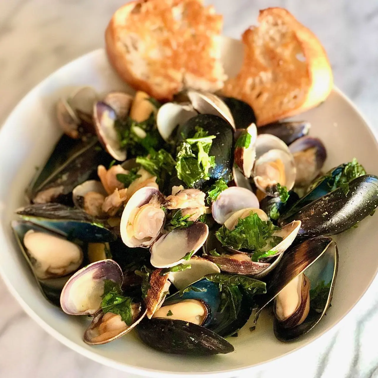 how to cook mussels and clams together