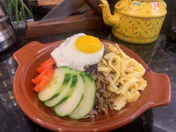 how to make nasi goreng noodles