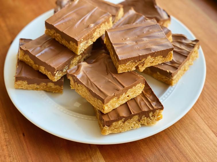 Scotcheroos Recipe | Gabriela Rodiles | Food Network