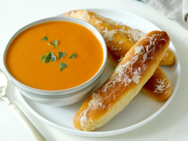 Easy Tomato Soup and Garlic Breadsticks Recipe | Dan Langan | Food Network