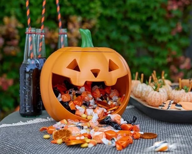 10 Best Halloween Candy Bowls 2022 | Food Network
