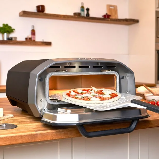Ooni Volt 12 Electric Pizza Oven Review 2025 | Food Network