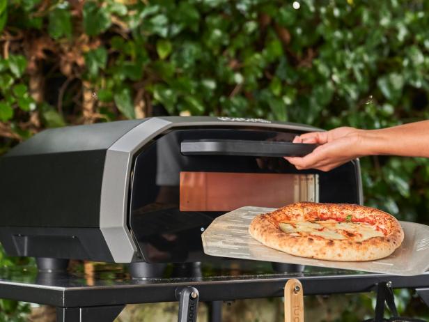Ooni Volt 12 Electric Pizza Oven Review 2024 | Shopping | Food Network