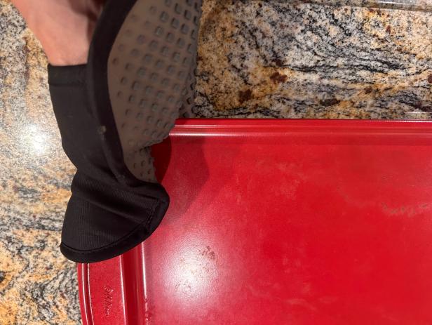 8 Best Oven Mitts and Pot Holders 2024 Reviewed | Shopping : Food ...