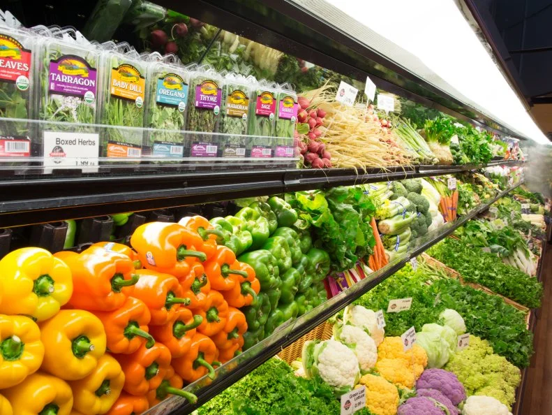 Go Inside Flavortown Market: Guy's Grocery Games | Food Network