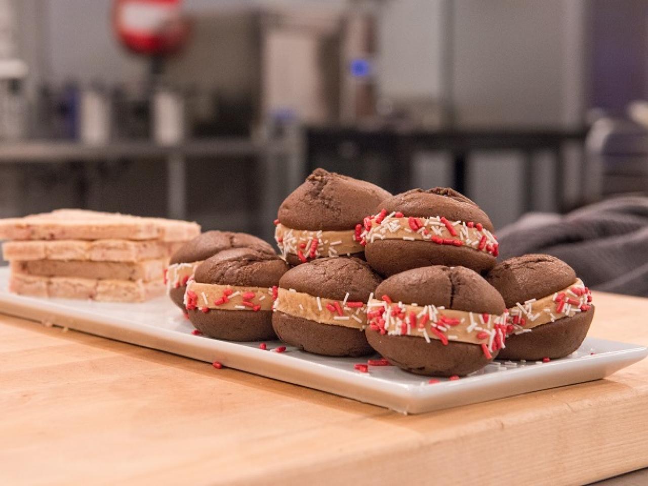 Winner Of The Christmas Cookie Challenge FN Dish Behind the Scenes 