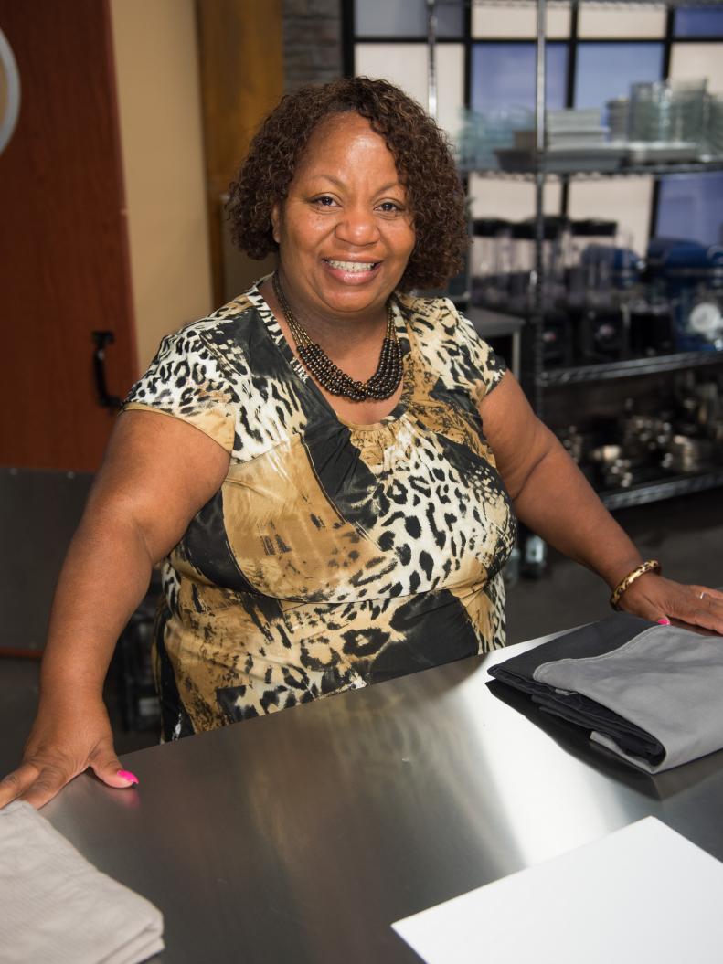 Worst Bakers in America: Meet the Competitors | Worst Bakers in America ...