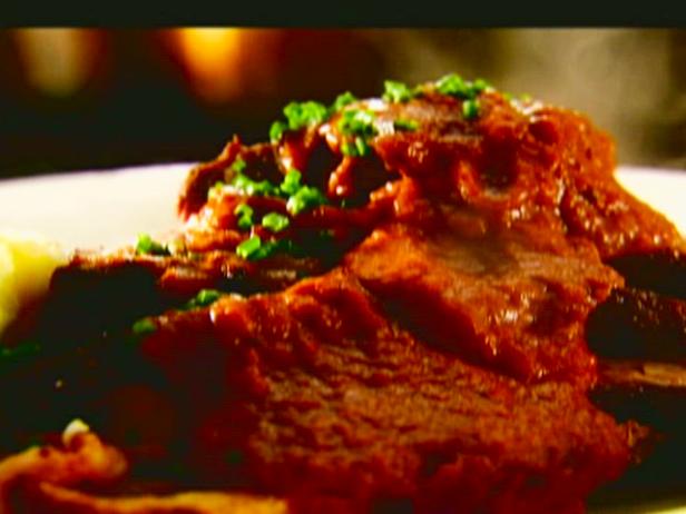 Tyler's Ultimate Brisket Highlight Videos: Food Network | Tyler's ...